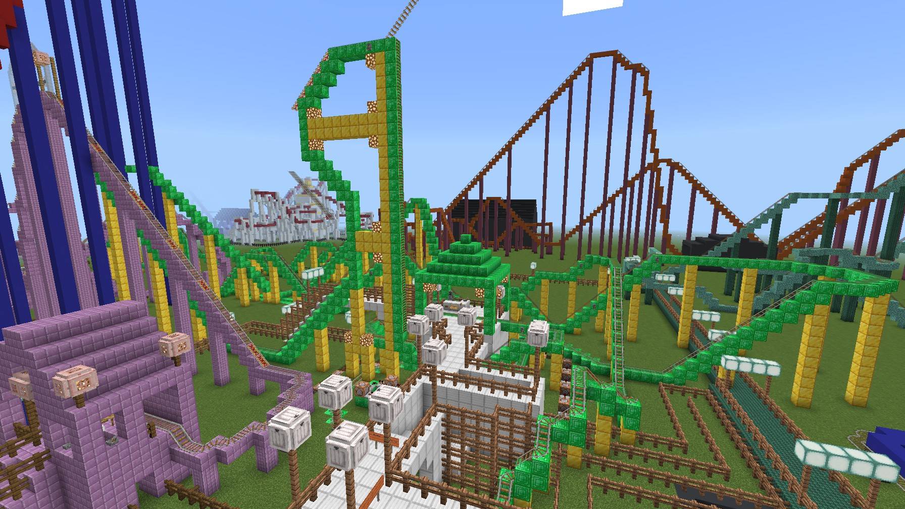 AJ Land (Roller Coaster Town) - Gallery - Minecraft Bedrock Maps ...