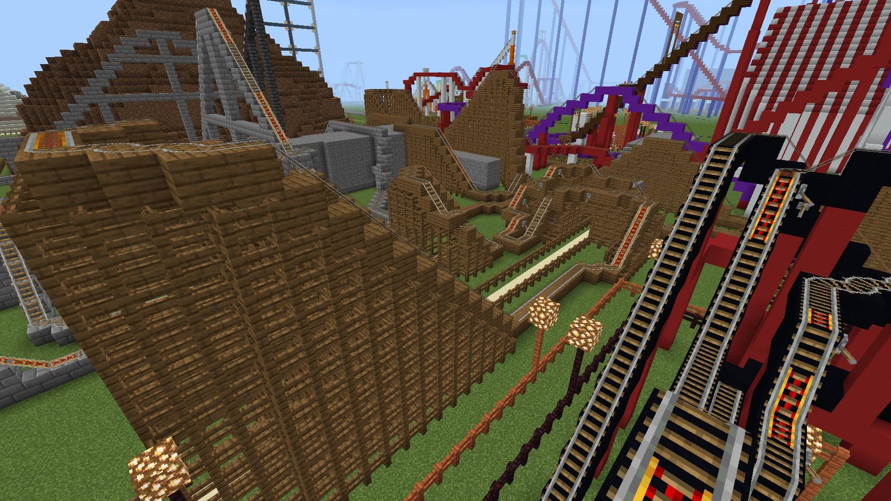AJ Land (Roller Coaster Town) - Gallery - Minecraft Bedrock Maps ...